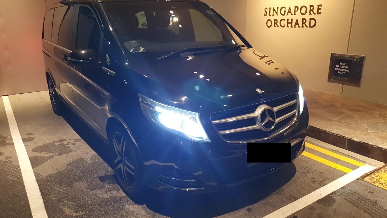 7 Seater Mercedes-Benz V-Class | VROOM TRANS